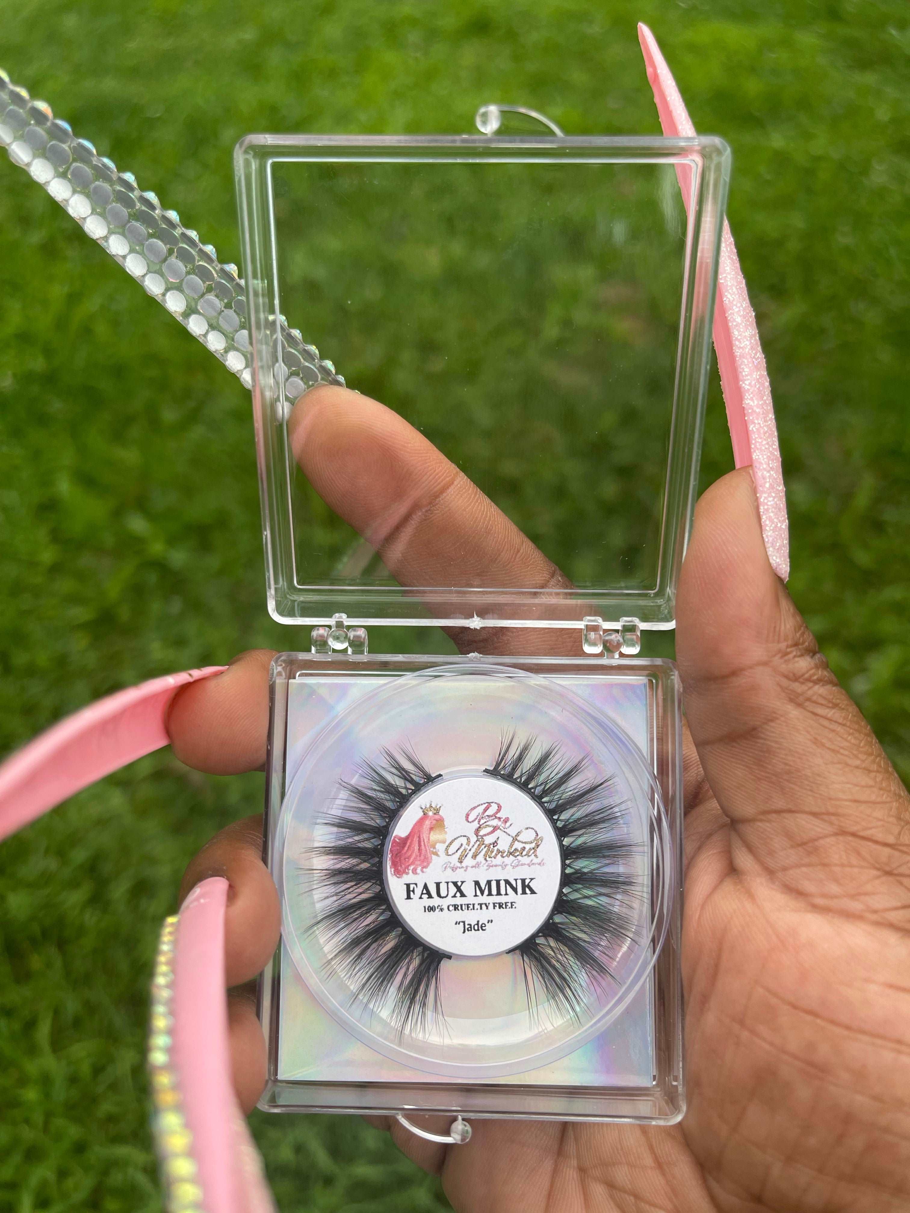 Jade – Be Minked Beauty